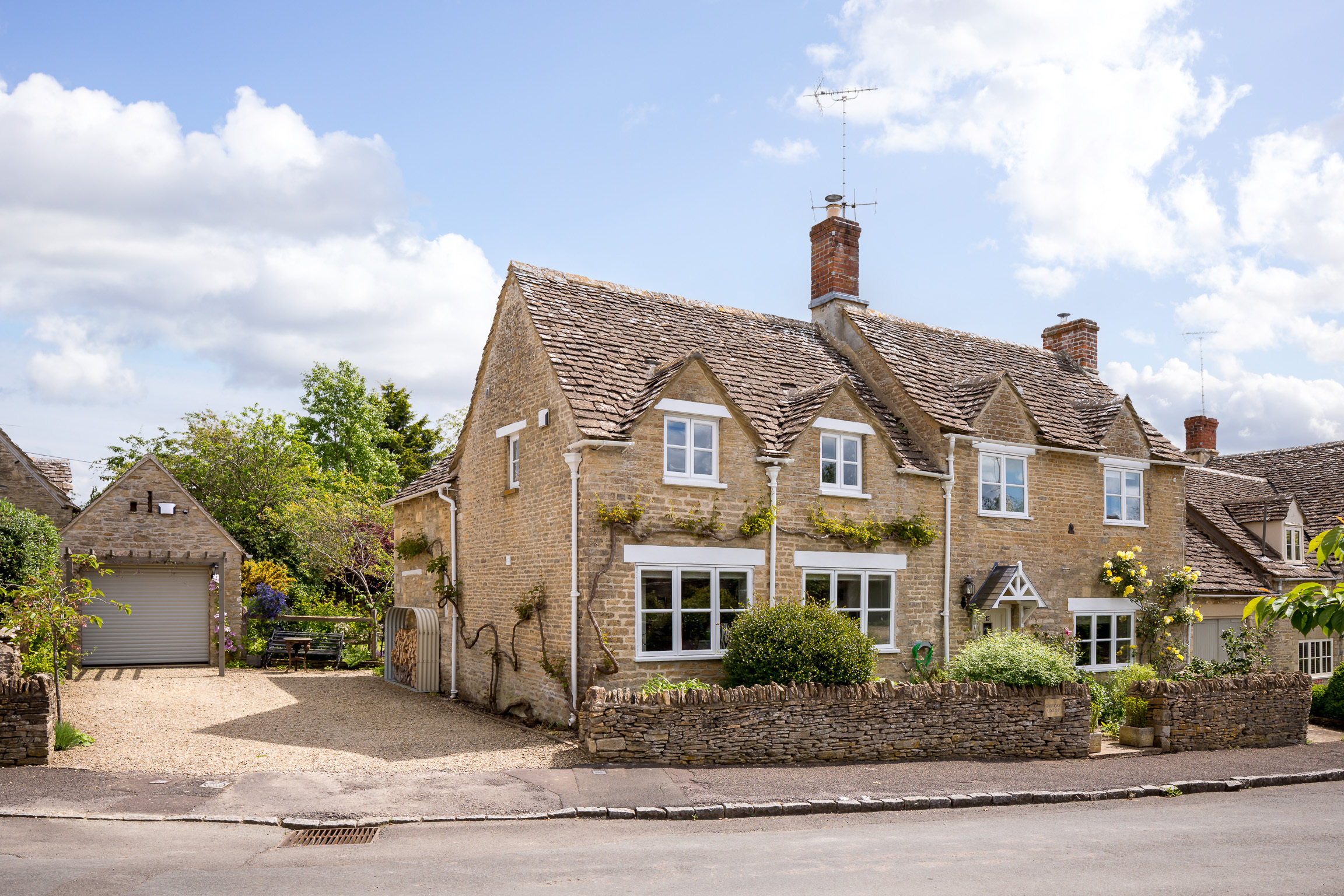 Greengage Cottage, Ampney St Peter, GL7 5SH - Sharvell Property (en-US)