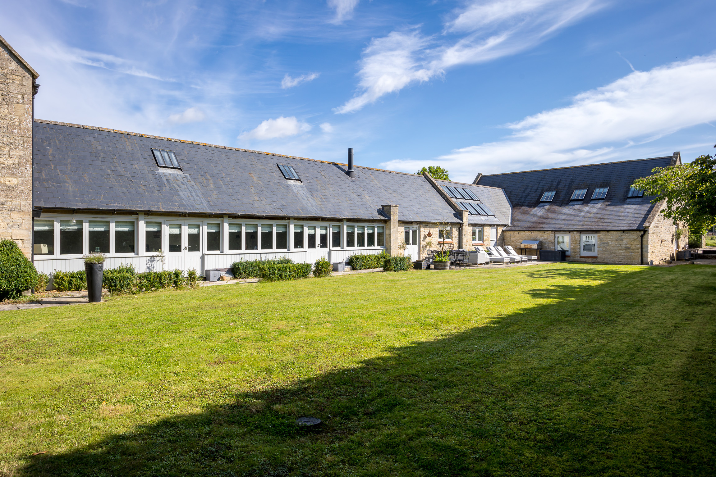Long Barn, Aldsworth, GL54 3QY - Sharvell Property (en-US)