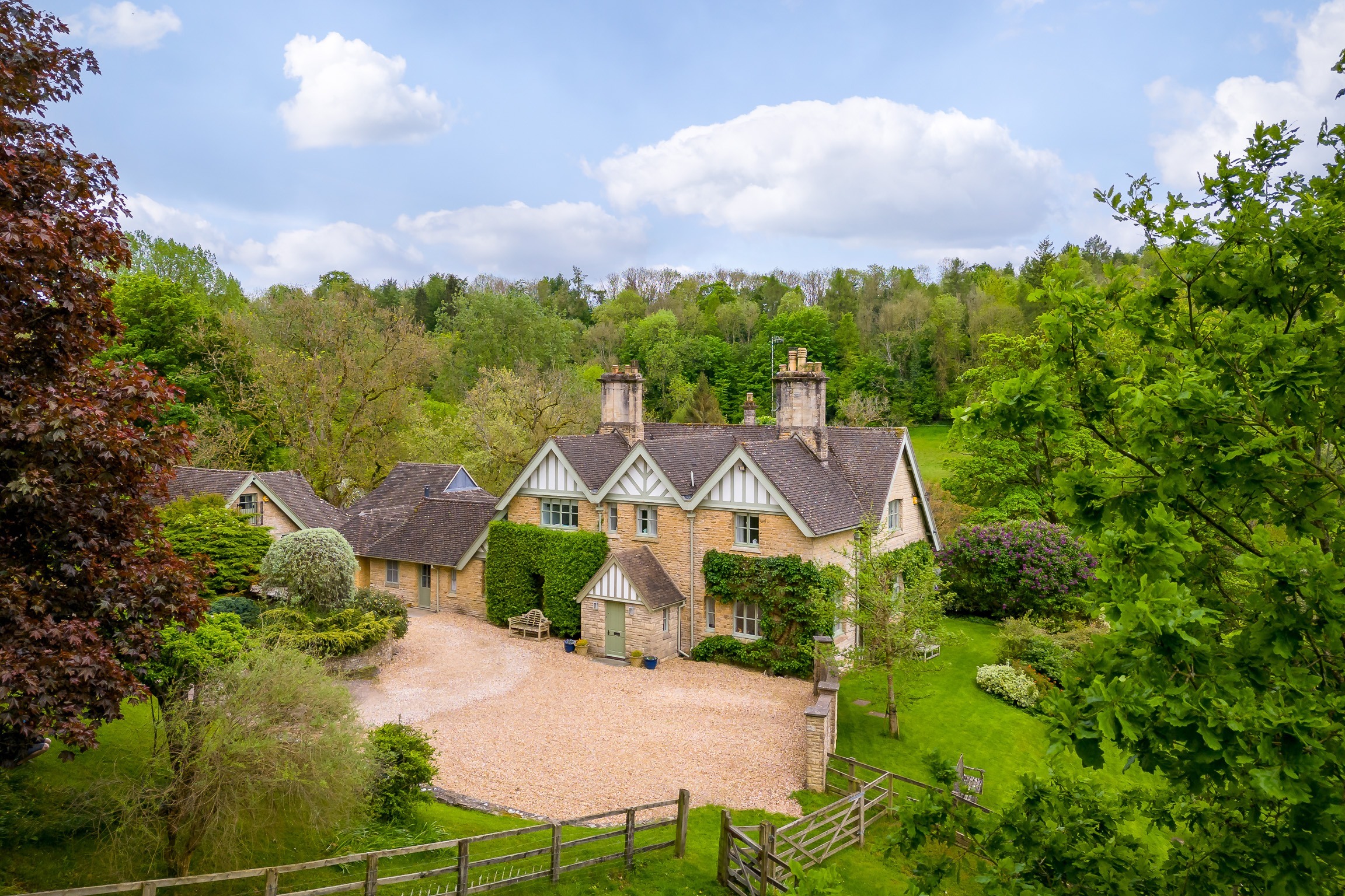 Home Farmhouse, Bagendon, GL7 7DU - Sharvell Property (en-US)