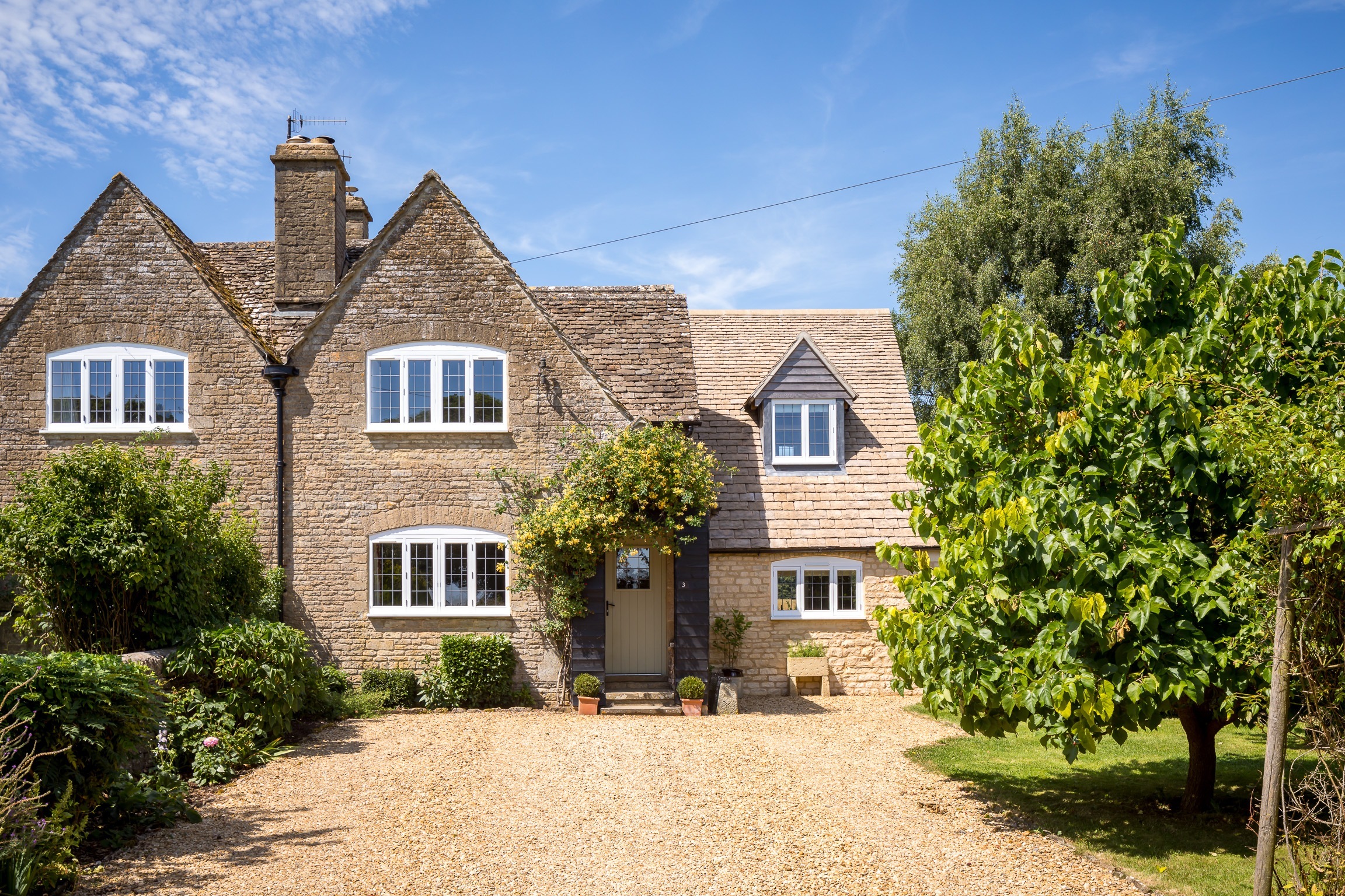 3 Manor Farm Cottages, Daglingworth, GL7 7AL - Sharvell Property (en-US)