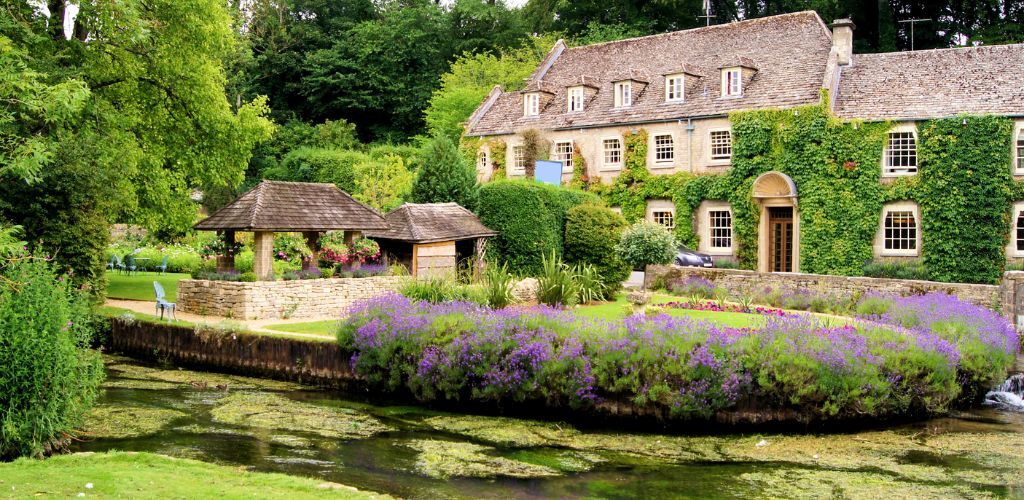 Inside the Cotswolds Aesthetic: Timeless, Restrained, and Never Trend ...